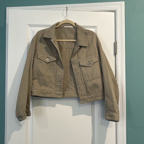 Uniqlo | Jackets & Coats | Uniqlo Cropped Jacket | Poshmark